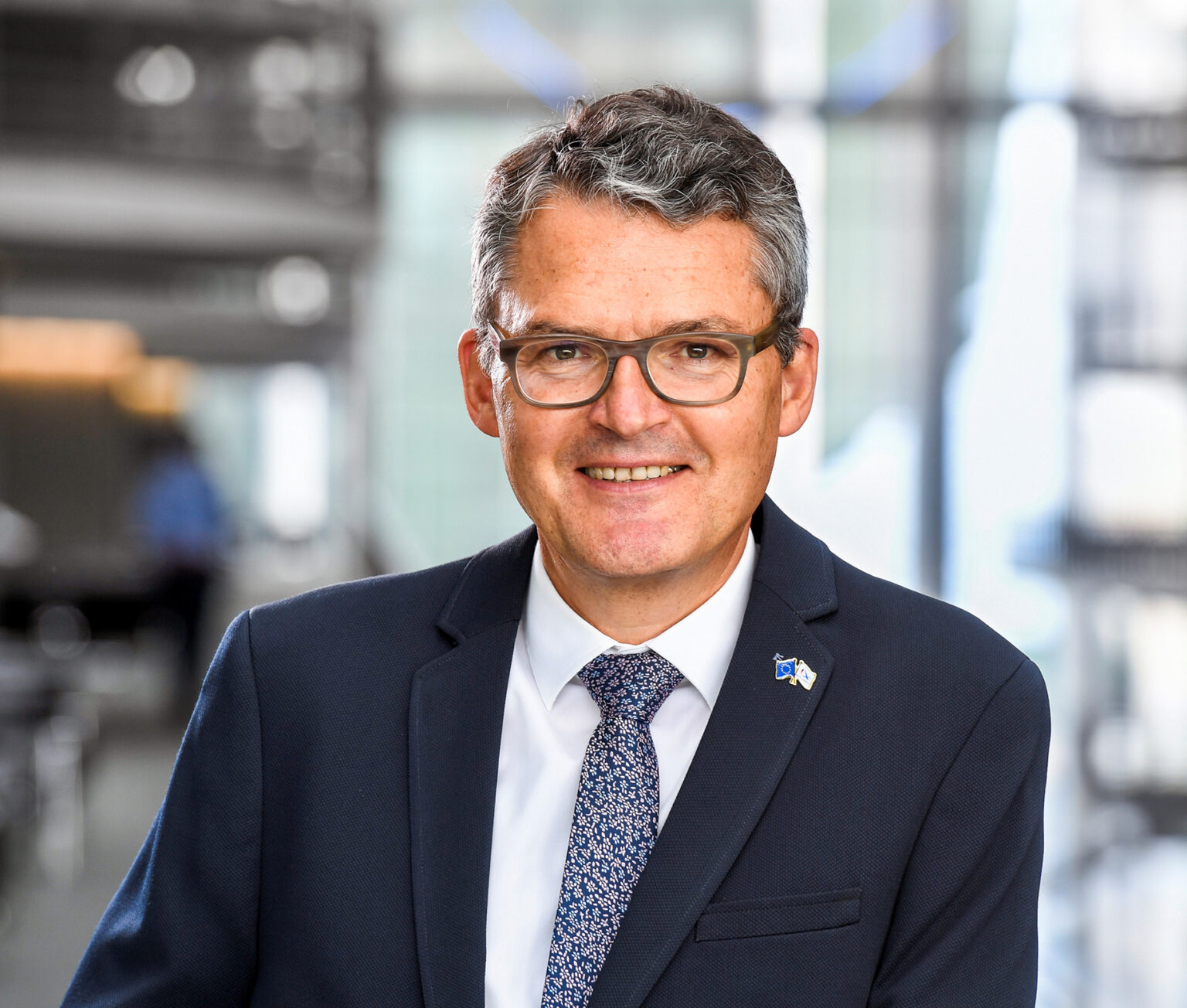 Roderich Kiesewetter - The Trilateral Commission